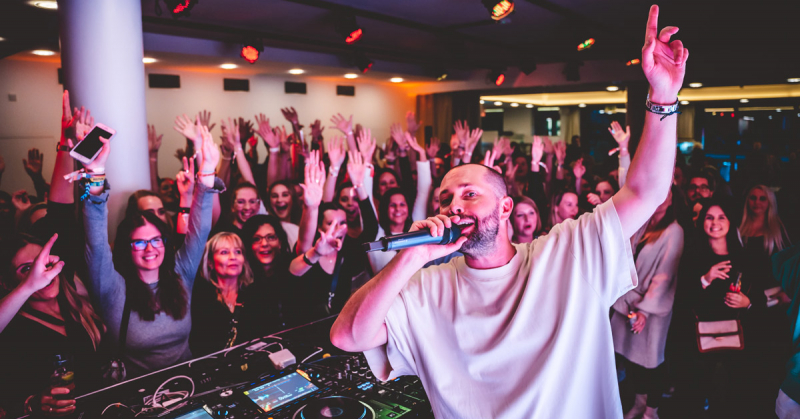 DJ David Puentez feiert in persönlicher Atmosphäre Jim Beam Welcome Session in Köln