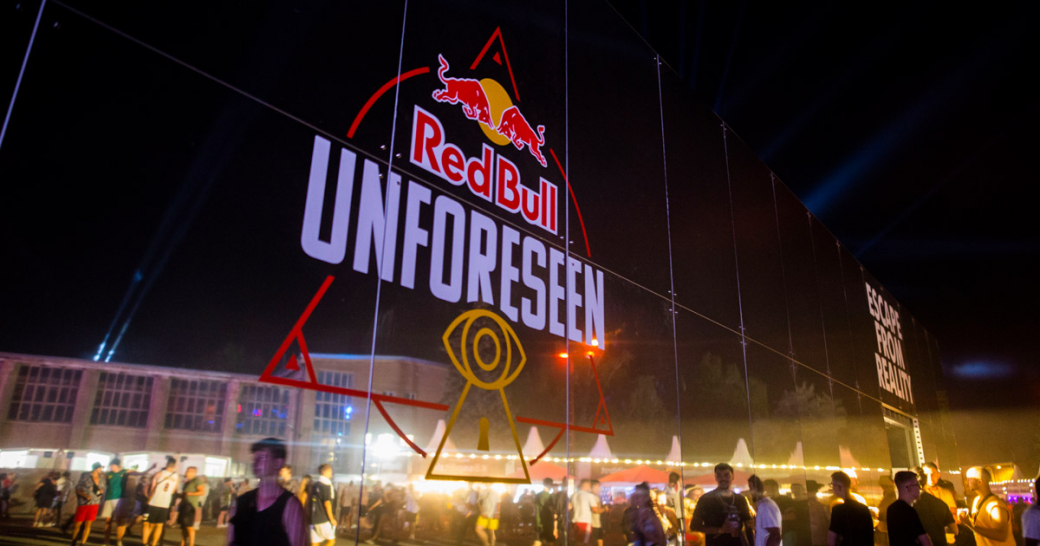 Red Bull Unforeseen mit beflüüügelnden Highlights auf dem Splash! Festival