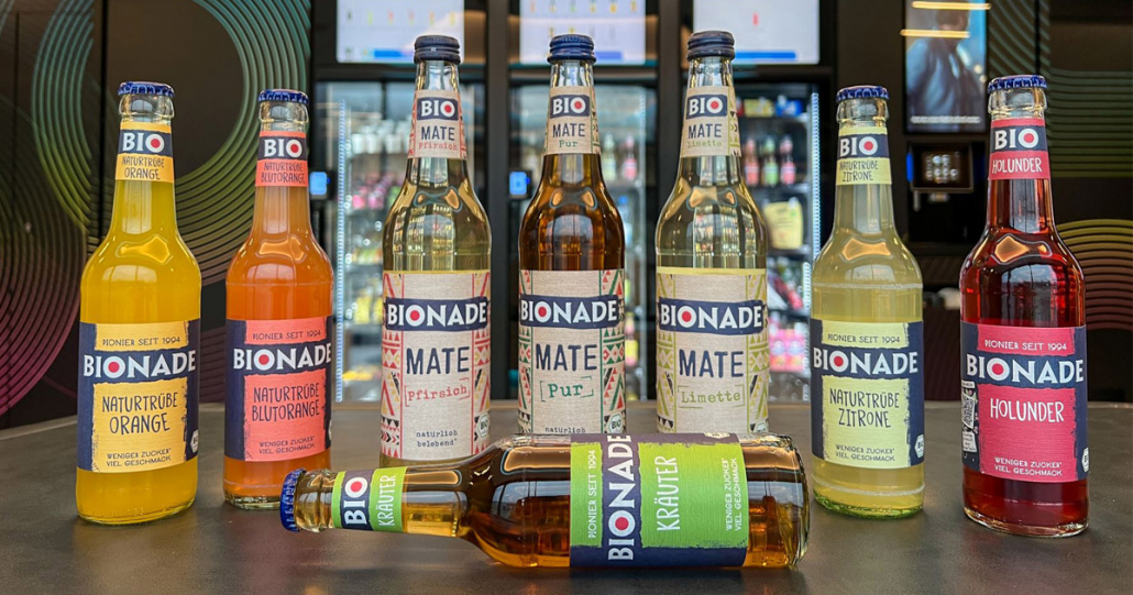 E-Lounge-Spezialist bk World und BIONADE starten Partnerschaft